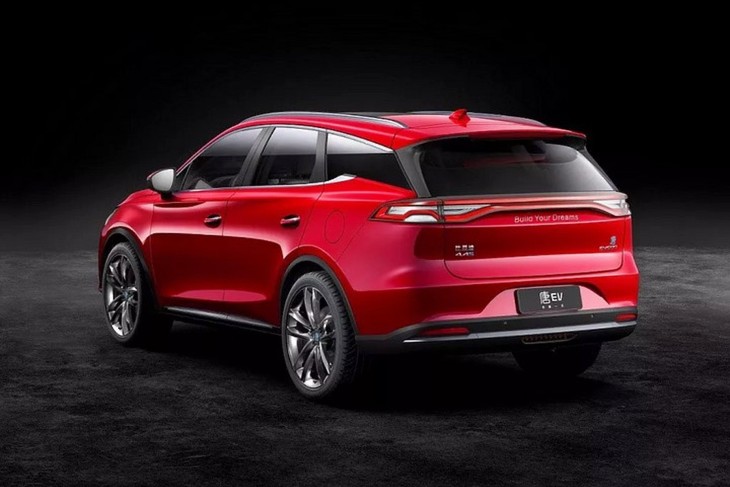 El BYD Tang EV se presenta en Pebble Beach - MotorMundial