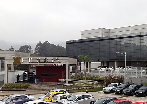 Ficosa abre una nueva planta en Brasil - MotorMundial